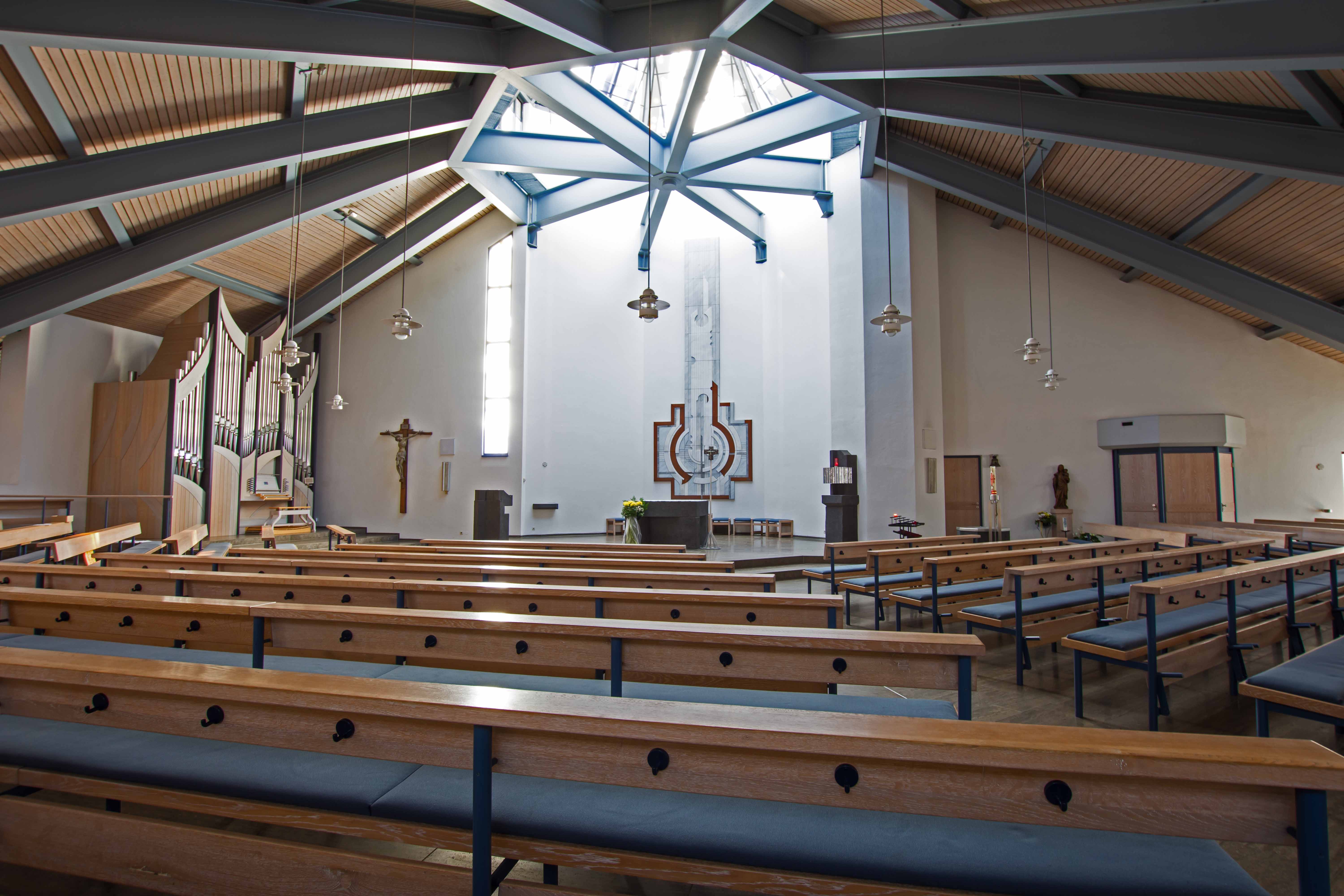 Heilig Kreuz – Katholische Kirche Heilbronn